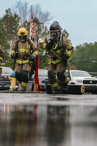 Cedar Rapids firefighter completes elite training, becomes official ...