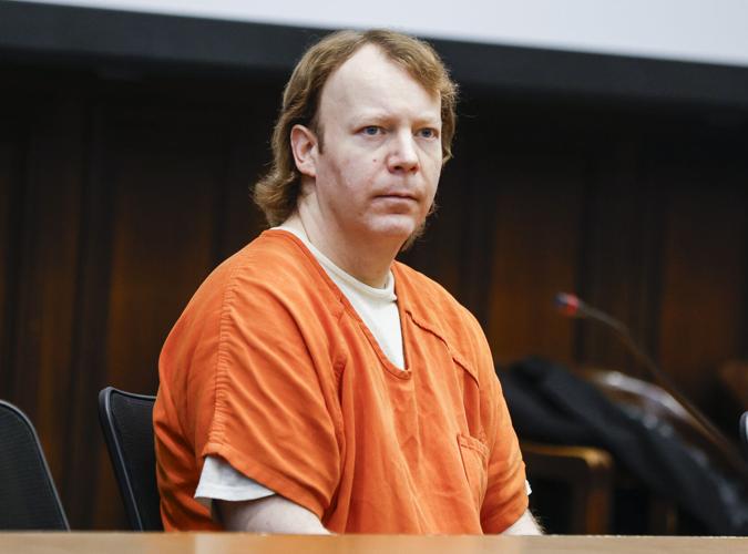 Judge convicts Cedar Rapids man in 2007 fatal beating, stabbing of his ...