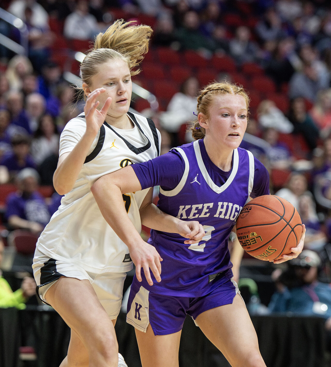 Photo gallery: Lansing Kee vs. Bishop Garrigan in Class 1A ...