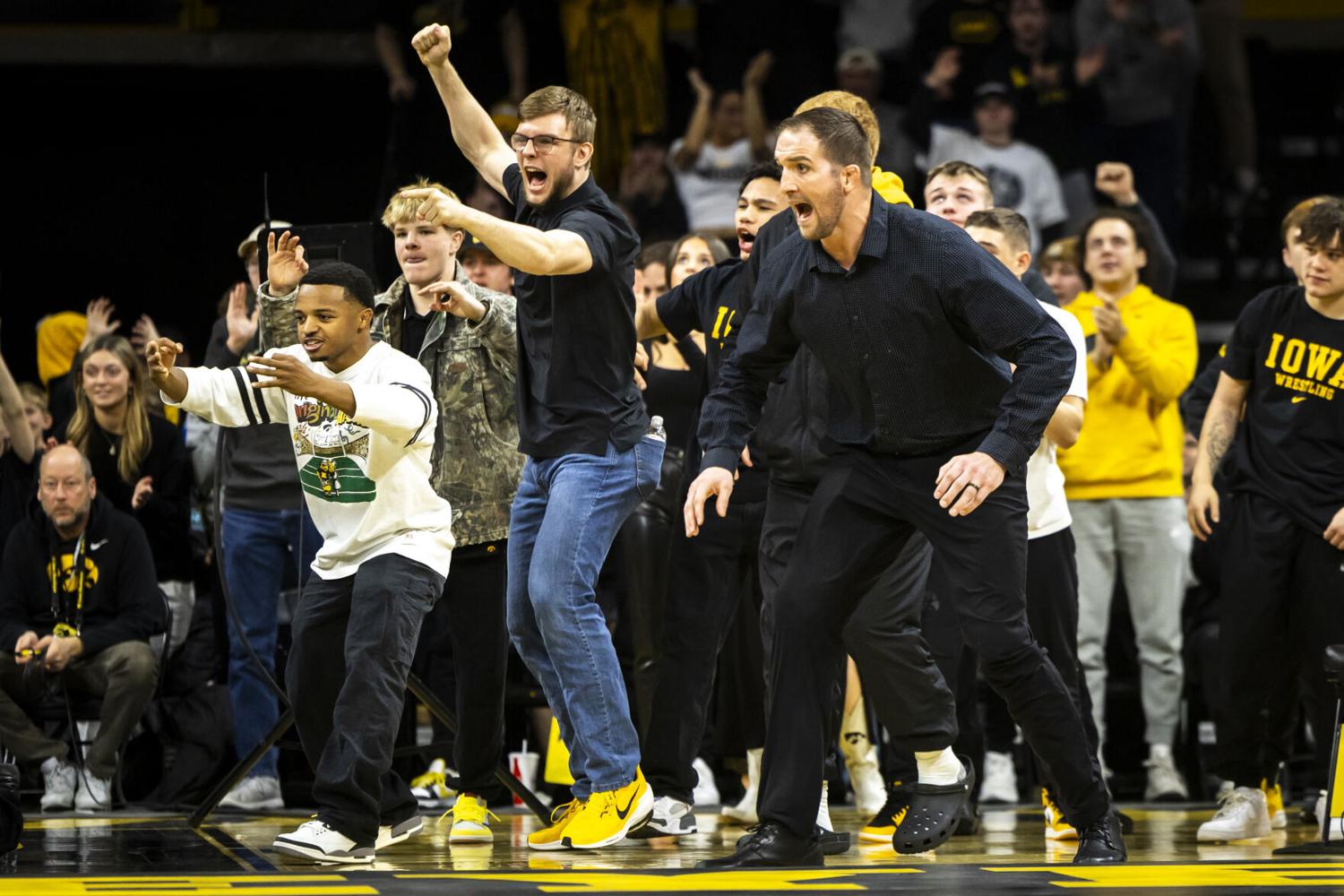 Iowa wrestling team sees departure of Bobby Telford | Sports ...