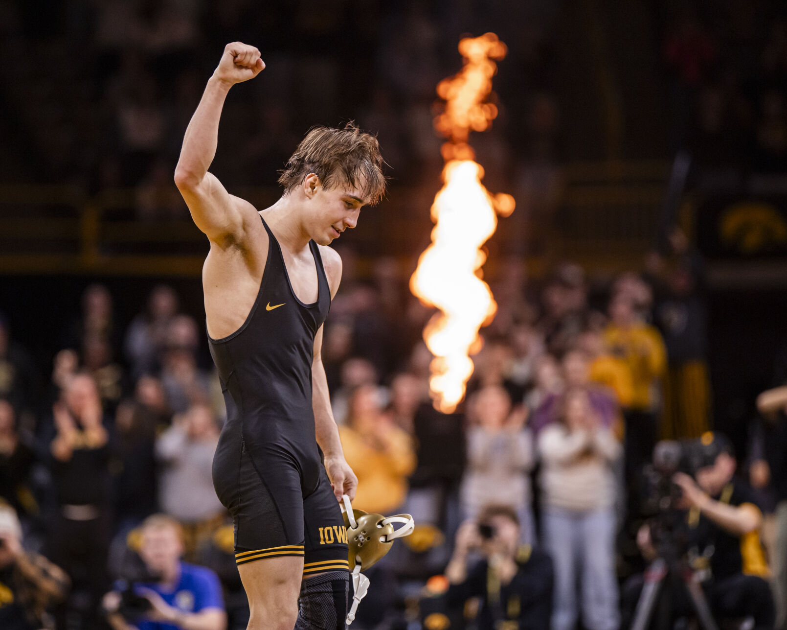 Drake Ayala closes career at Carver-Hawkeye Arena in fitting fashion ...