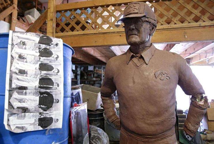 Larger than life: Sculptors build a business in Kalona | Cedar Rapids ...