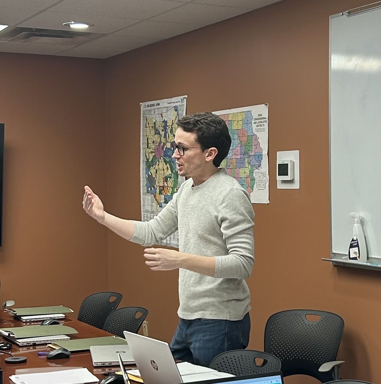 Detention fears loom for Iowa refugees amid new DHS policy | Political ...