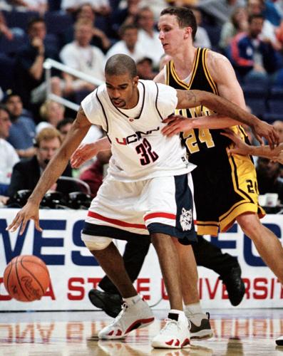 Iowa Men’s Basketball 1998-1999 season | | thegazette.com