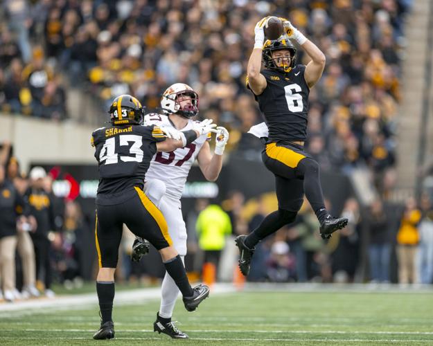Kaden Wetjen wins Big Ten Return Specialist of the Year, two Hawkeyes ...