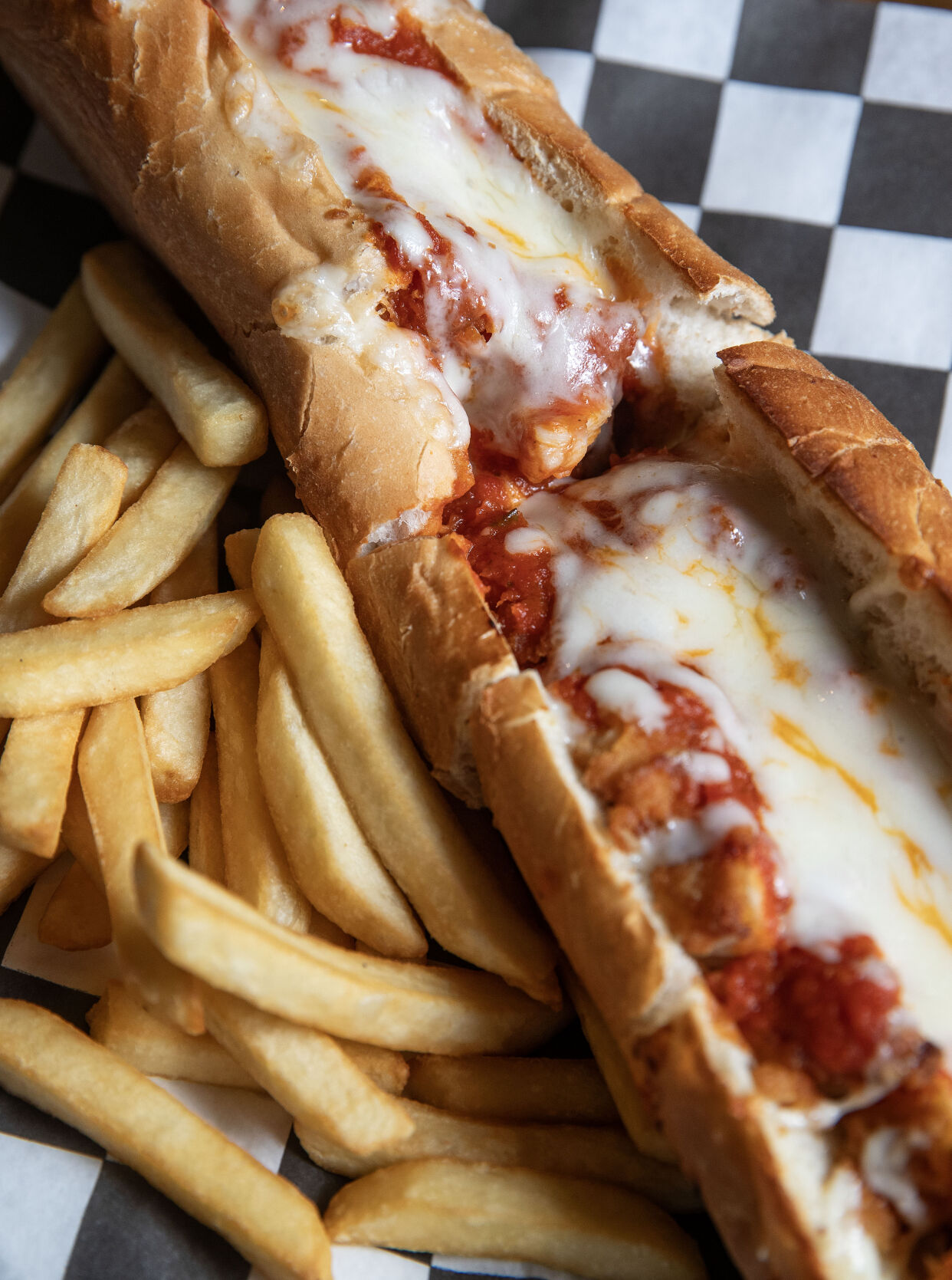 Dua Pie brings New York-style pizza, Italian classics to downtown Cedar ...