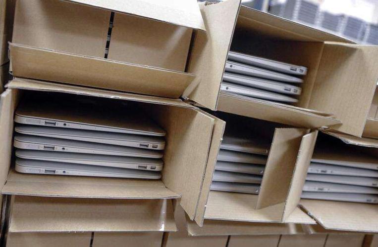 College Community School District expands student laptop program ...