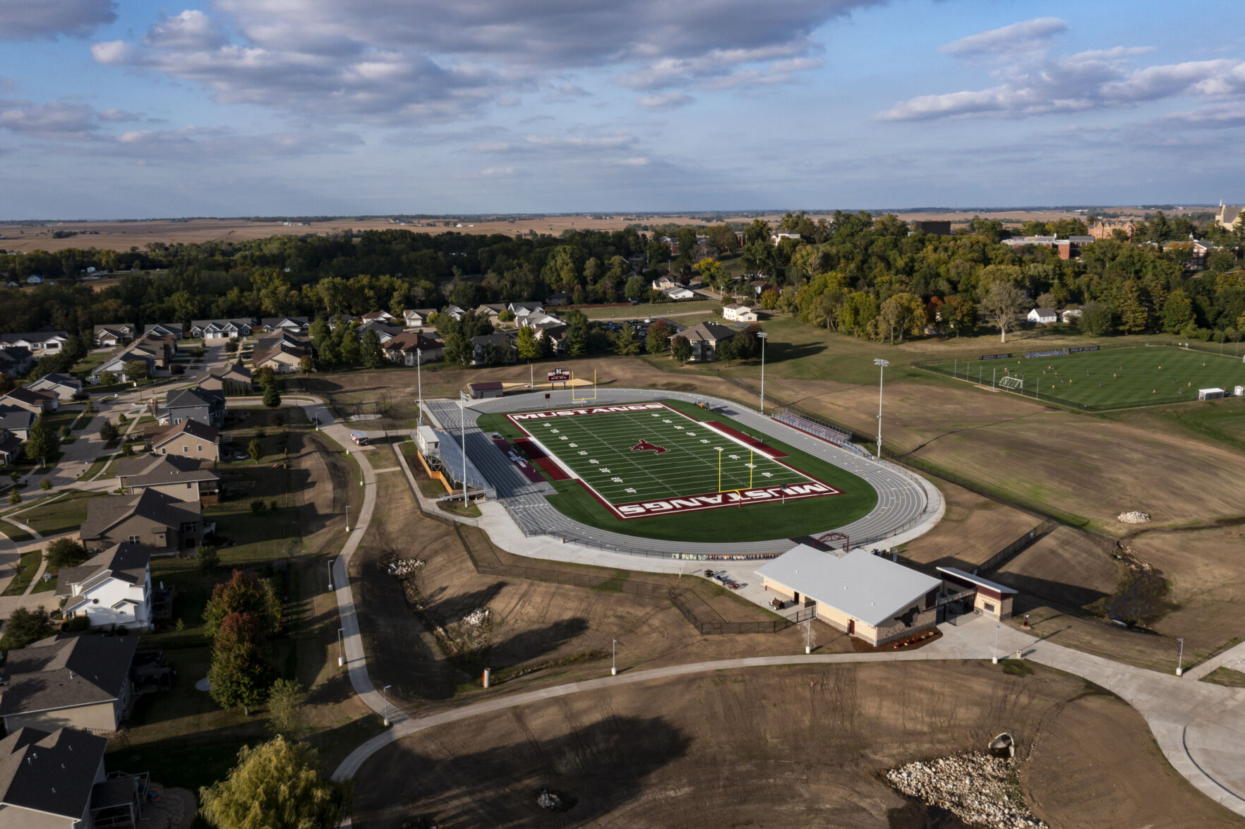 Mount Vernon Mustangs embrace ‘electricity’ of new activities complex ...