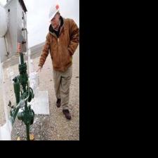 Under your feet: Buried pipes cross Iowa; some near schools, homes ...