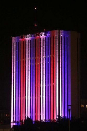 Alliant Tower turned patriotic red, white and blue for Fourth | Local ...