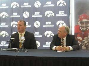 Iowa tabs Casey Wiegmann as 1st ANF honoree | Iowa Hawkeyes ...