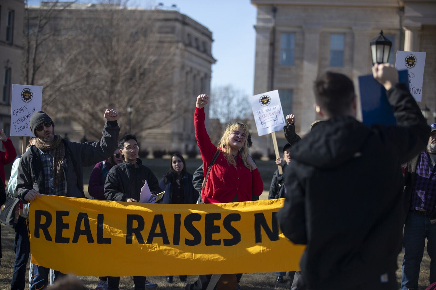 University of Iowa eliminates 80 graduate jobs | News | thegazette.com
