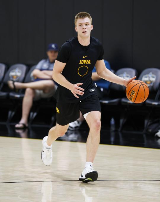 Iowa’s Bennett Stirtz has tormented high-majors, and now he plays for ...