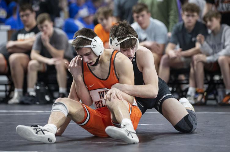 Don Bosco tops Alburnett in rematch of Class 1A State Duals boys ...