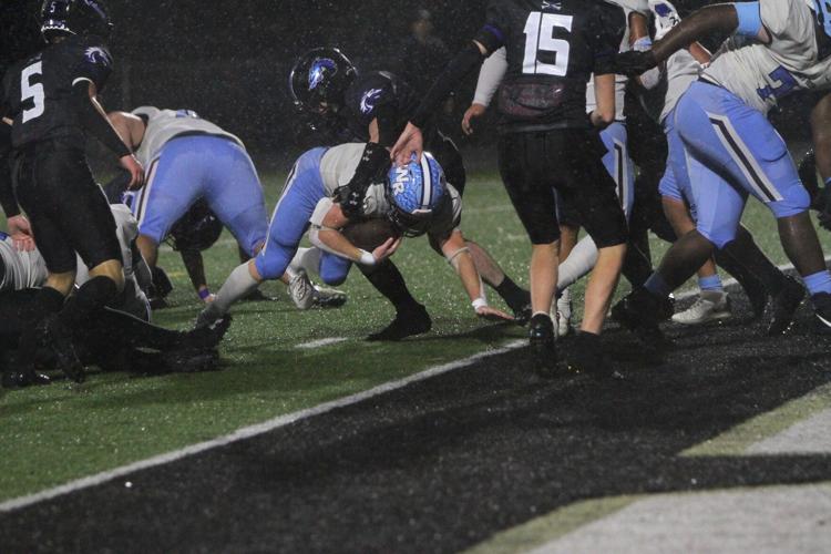 Football West Rusk Takes Bi District Title With 33 14 Victory Over