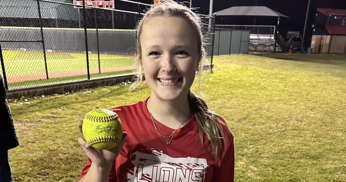 Softball Henderson Scores 9 1 Scrimmage Win Over Rusk Etvarsity