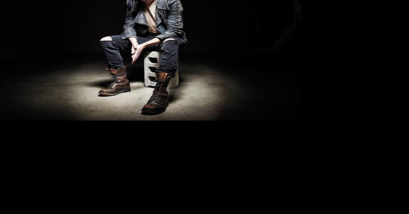 Rising star Dan Talevski to present at Sunday's MuchMusic Video Awards