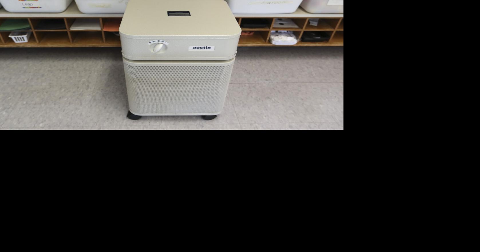 What are HEPA filters and how effective are they in Ontario classrooms?
