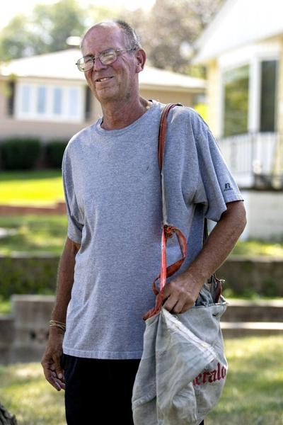 Omaha man marks 50 years of delivering newspaper