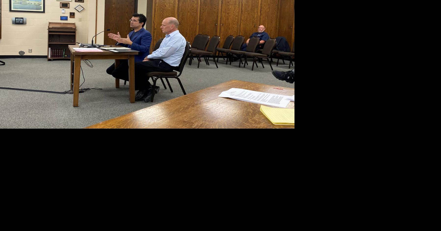 2 Hall County commissioners question bidding process