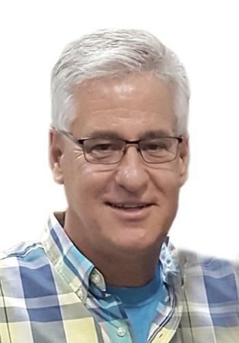 David Houdek, 62