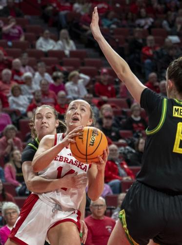 Nebraska women's basketball defeats Oregon: Game recap
