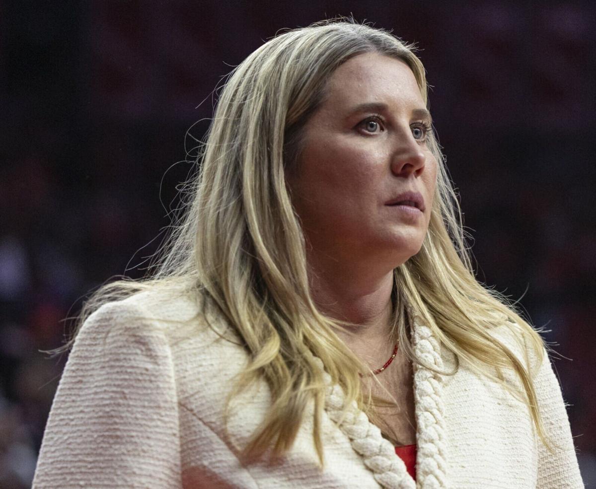 Busboom Kelly, Louisville could meet in NCAA Tournament