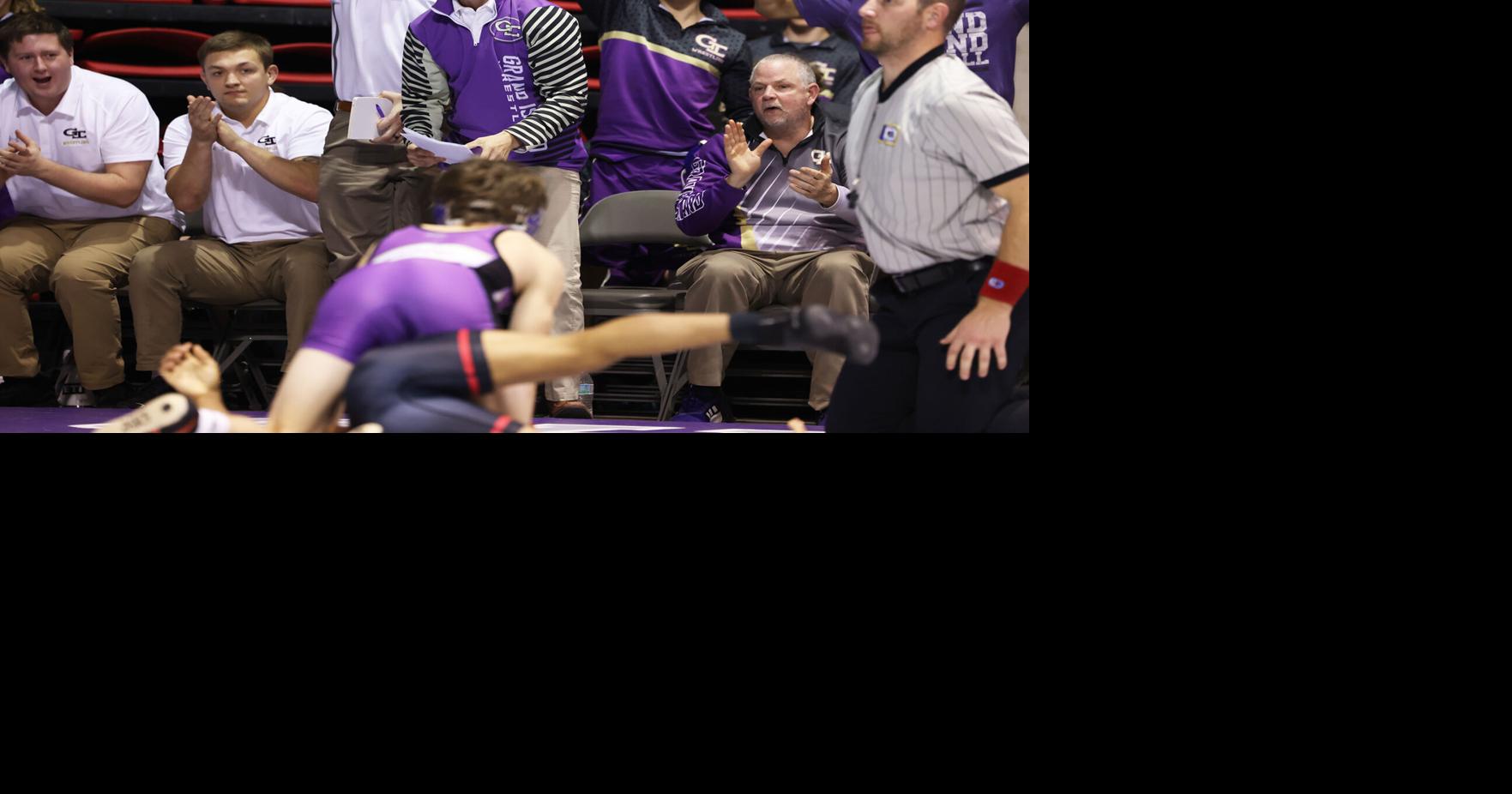 Grand Island teams start undefeated at Flatwater Fracas