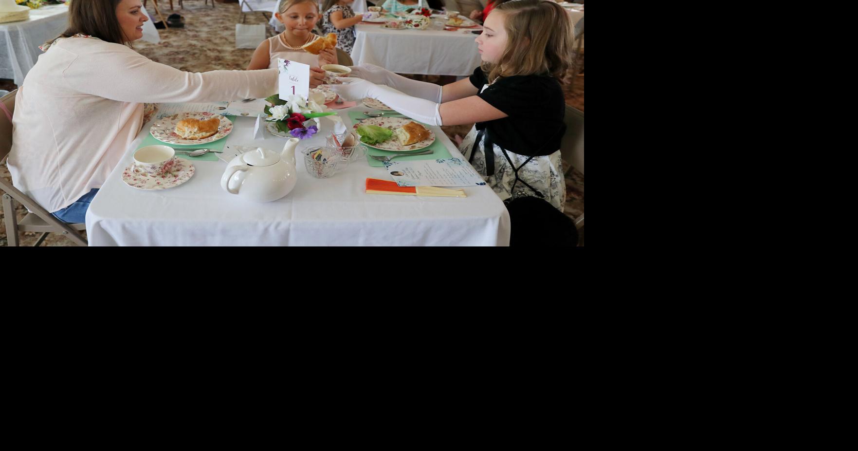 Hargis House hosts victorian tea party in Grand Island