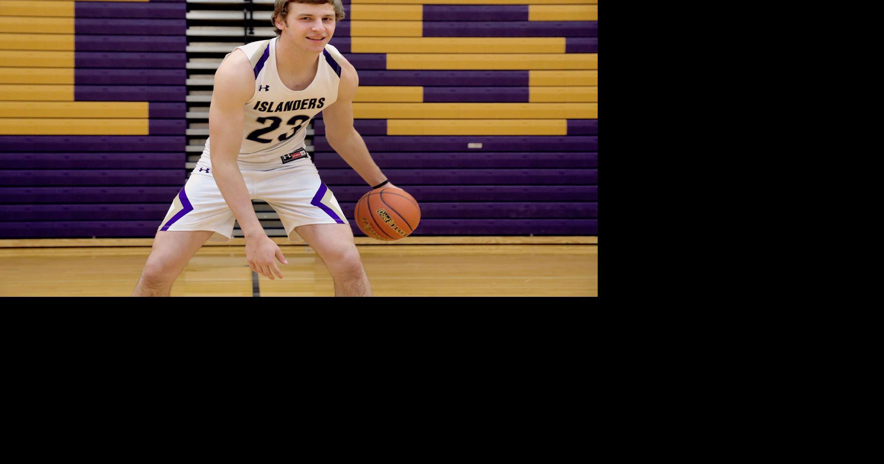 Isaac Traudt to enter transfer portal from Virginia