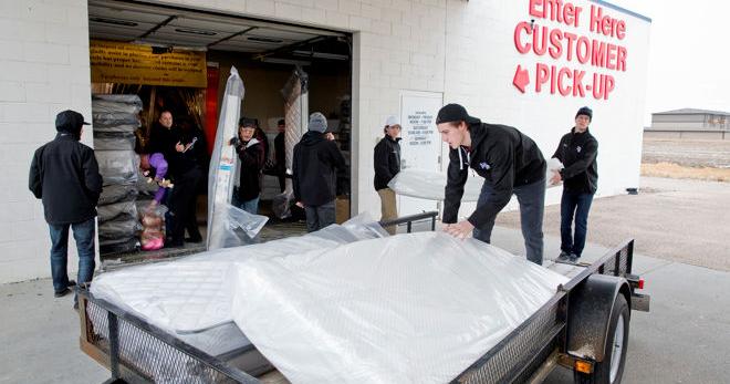 Slumberland Furniture donates mattresses, box springs to area nonprofits