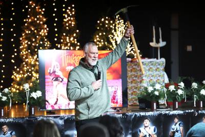 Grand Island Central Catholic reflects on 2025 at banquet headlined by ...