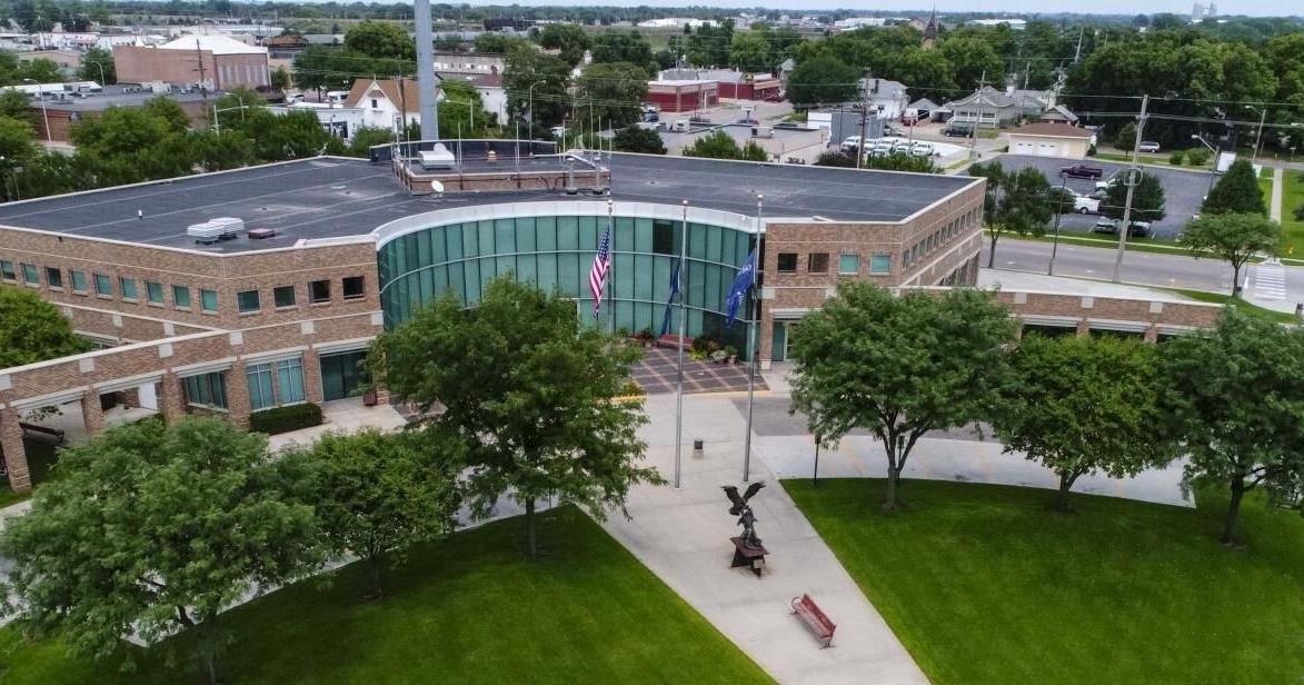 Grand Island council leader O'Neill files to run for mayor