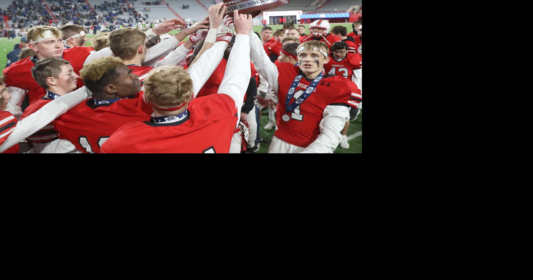 Bennington, Mostek run over Aurora for Class B state title