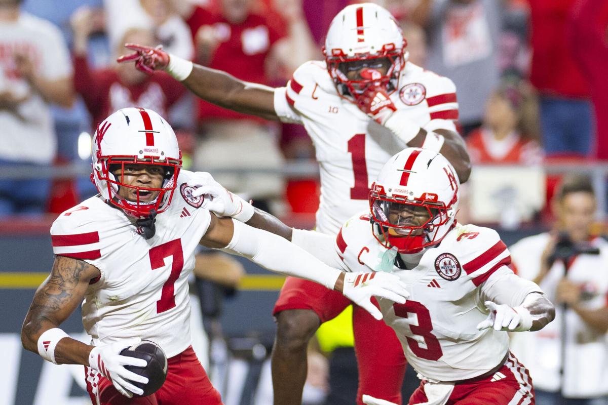 Husker extra points: Nebraska's tackle rotation, special teams impress ...