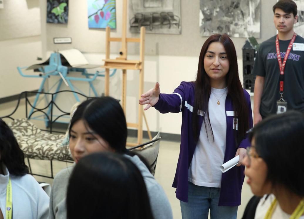Walnut Middle Schoolers welcomed to Grand Island Senior High for a ...