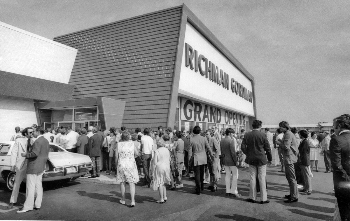 Timeline: Gordmans through the years