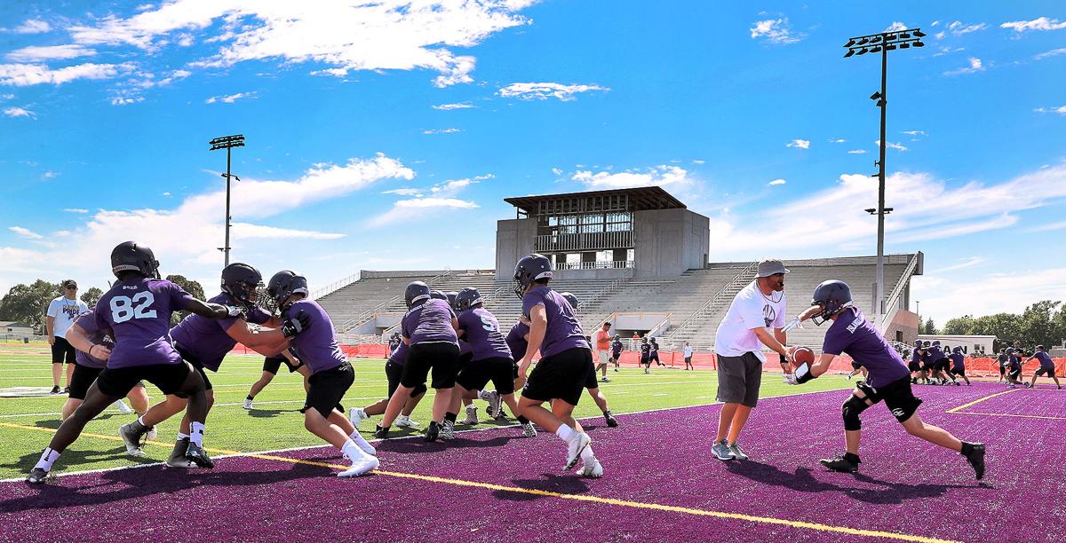 Islanders open fall with good first practice | Local Sports ...