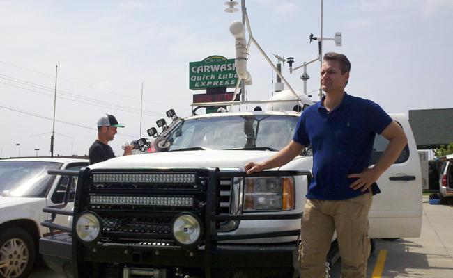 TWISTEX, TIV storm chasers stop in GI