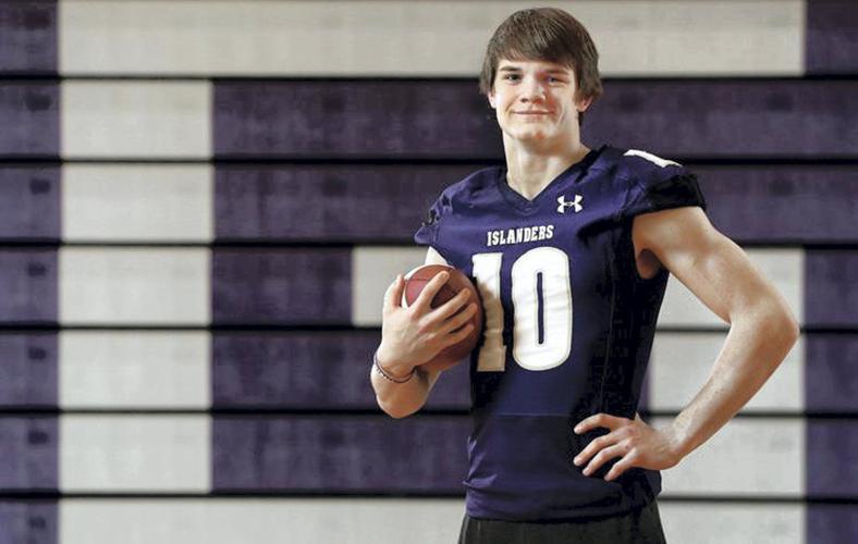 Islanders Caleb Francl and Ace McKinnis team up one final time in ...