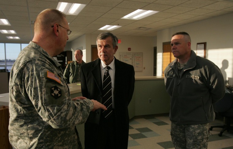 Johanns impressed with National Guard aviation facility