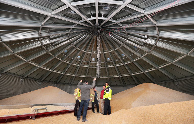 Grain entrapment prevention