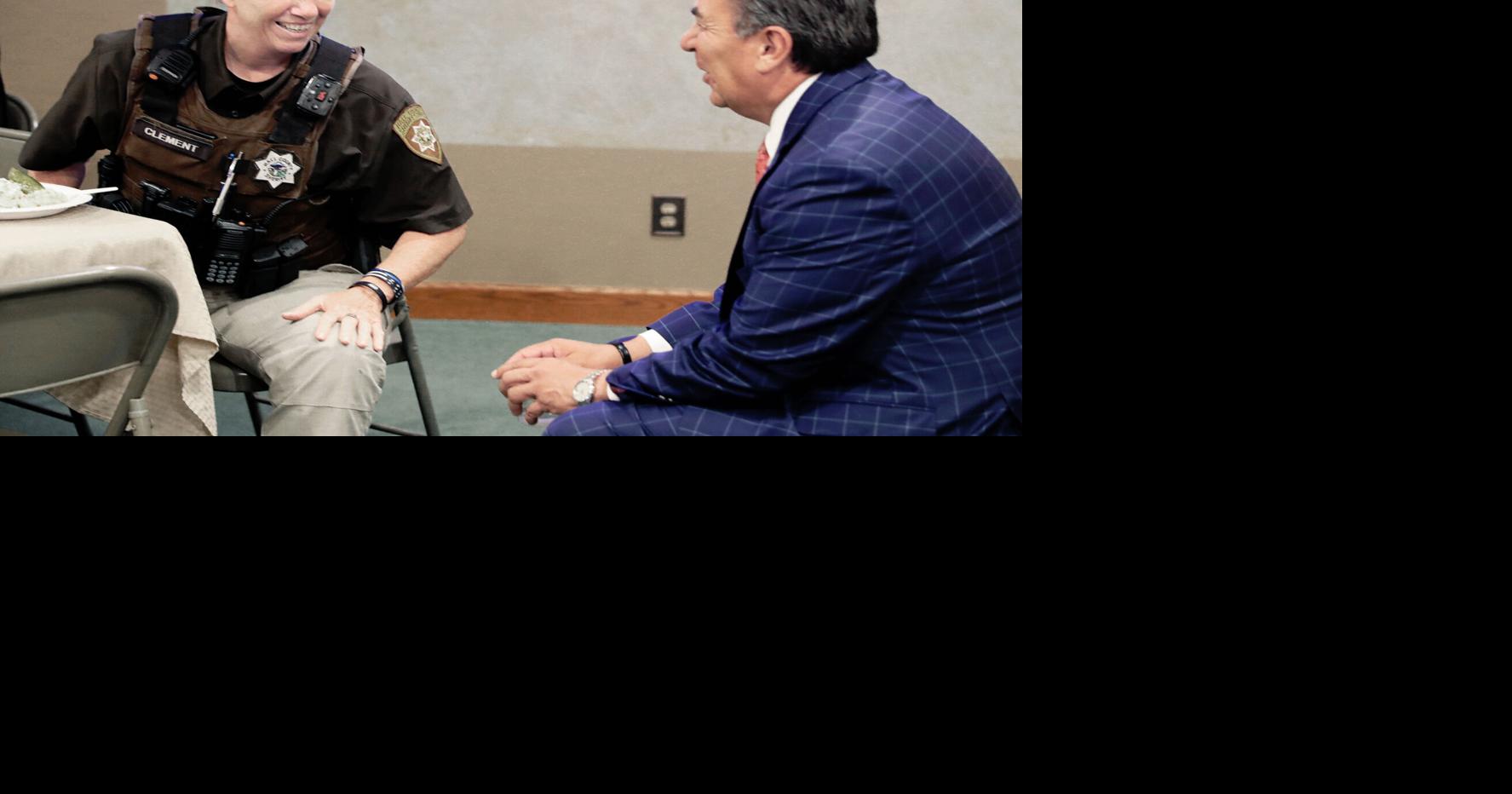 First reponders served free lunch