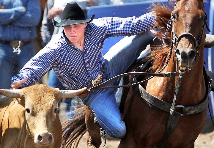 High-schoolers' state finals rodeo underway in Hastings