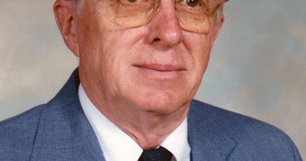 Frank Haack Sr., 90