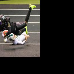 Receiver Greg Dent producing for the Nebraska Danger