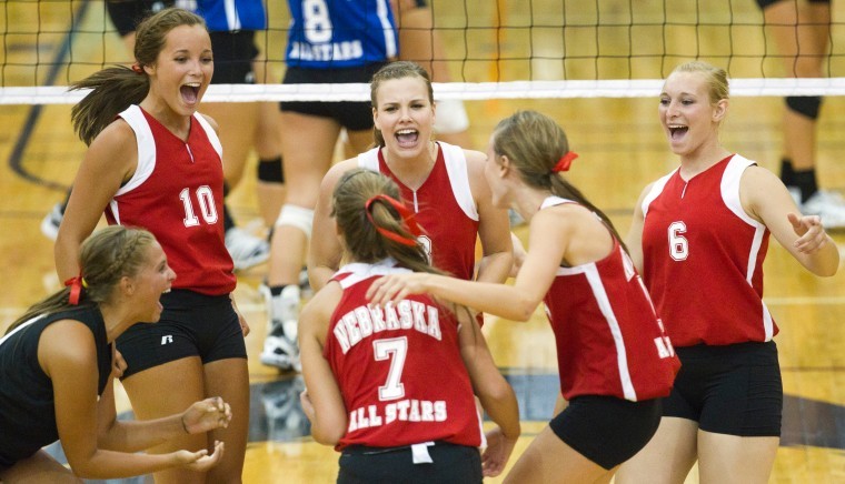 Red team tops Blues in five sets at NCA all-star match