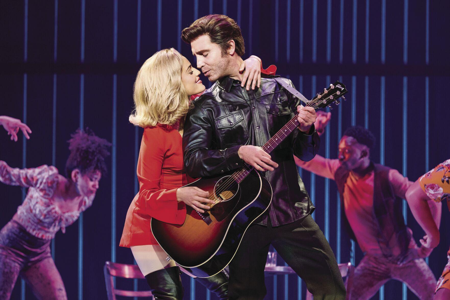 Michigan Native Leads Neil Diamond Musical at Fisher Theatre | Culture ...