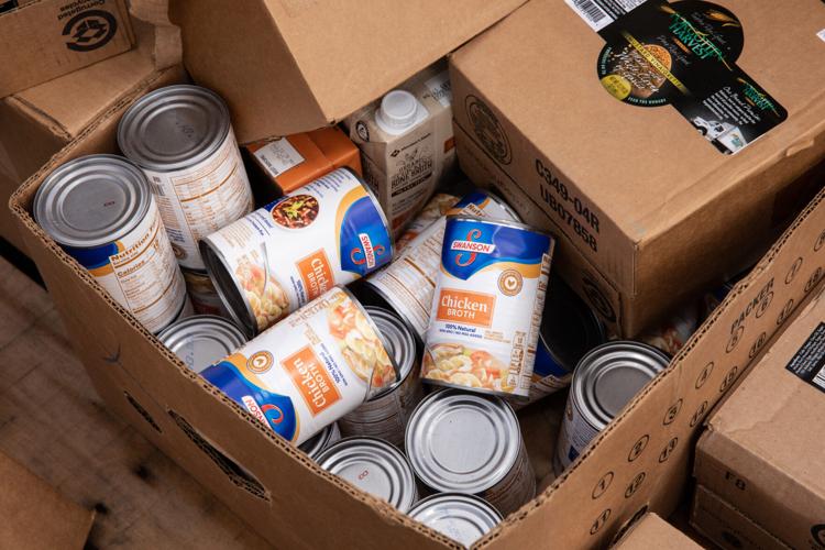 Sharing Food on Thanksgiving: Hazon Detroit Distributes Meals to 1,000 ...