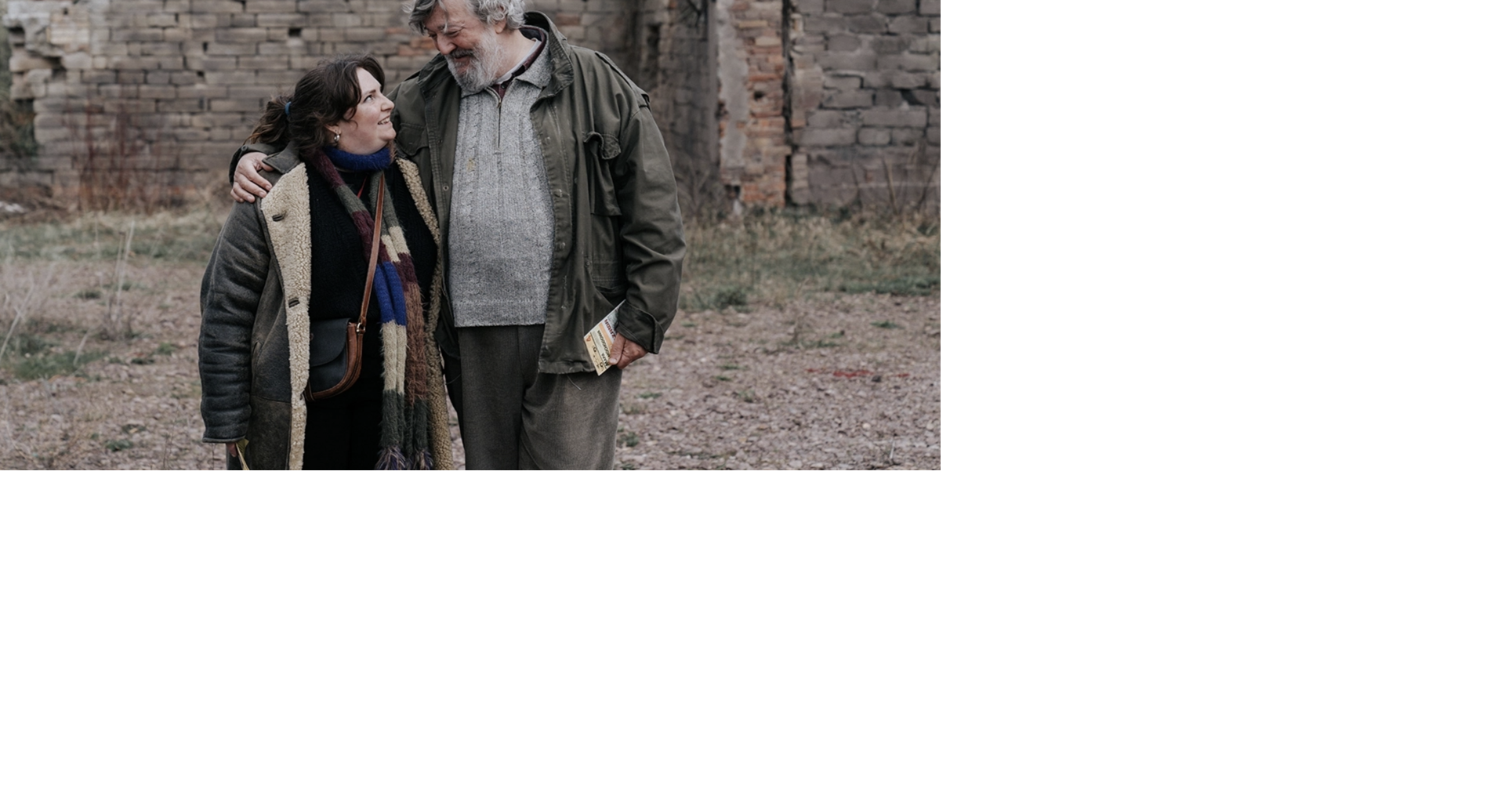 Lena Dunham and Stephen Fry Take a Father-Daughter Trip to Auschwitz in ...